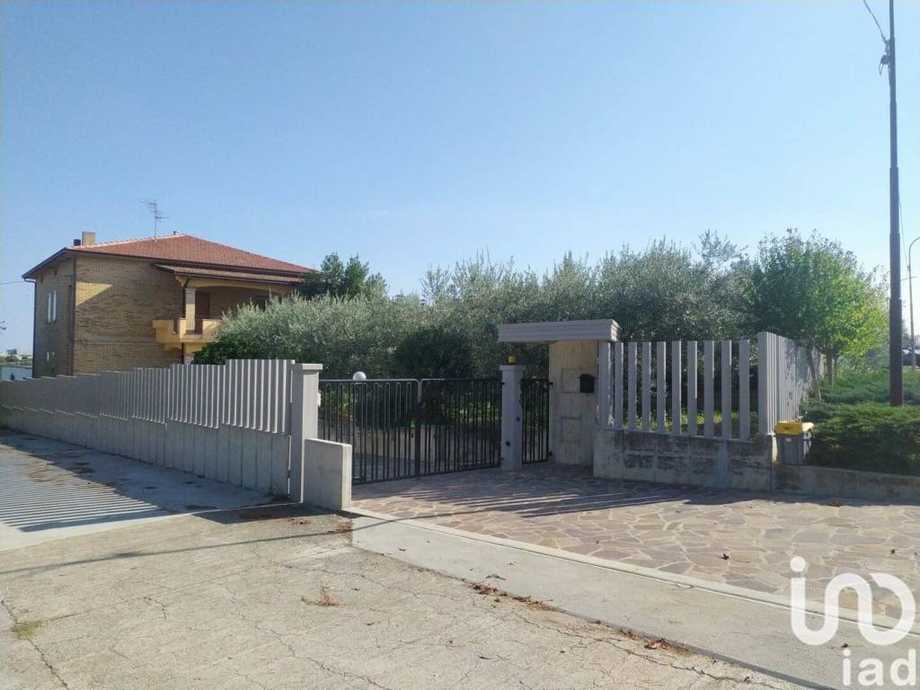Villa in vendita a Lanciano localitã  Contrada Serroni, 94