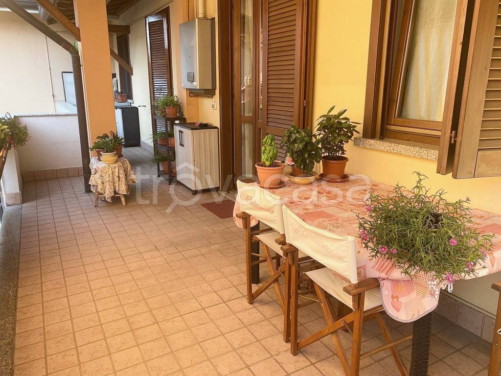 Appartamento in vendita a Cassano d'Adda via Alessandro Volta, 37/a