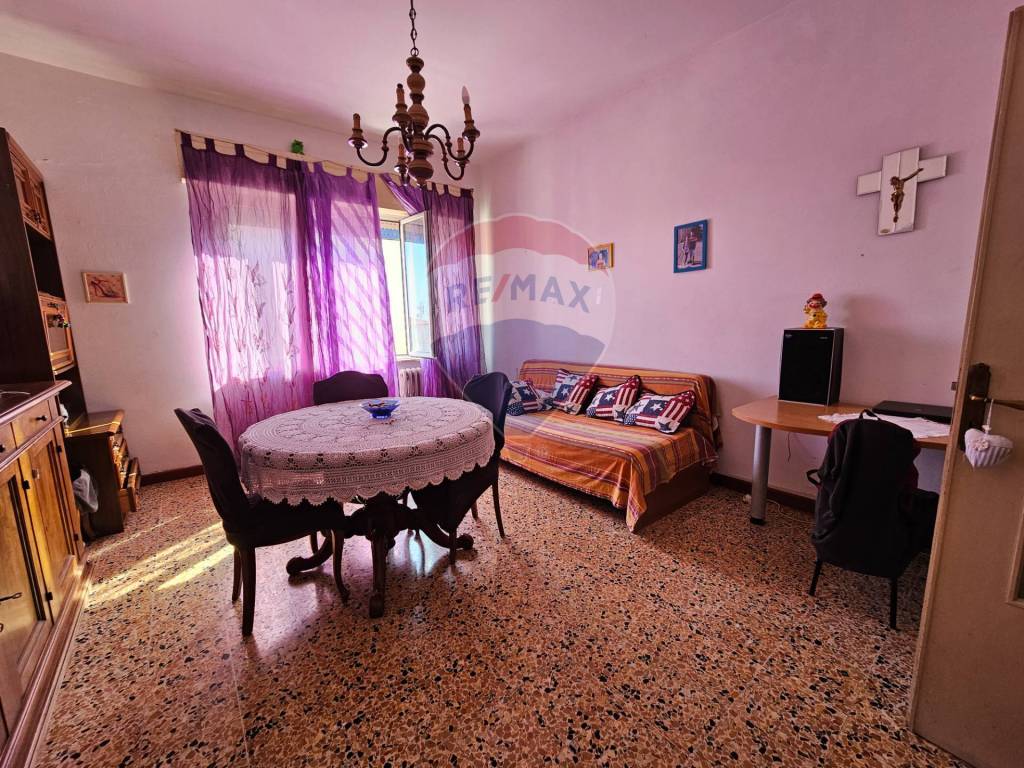 Appartamento in vendita a Piombino via beccaria, 24