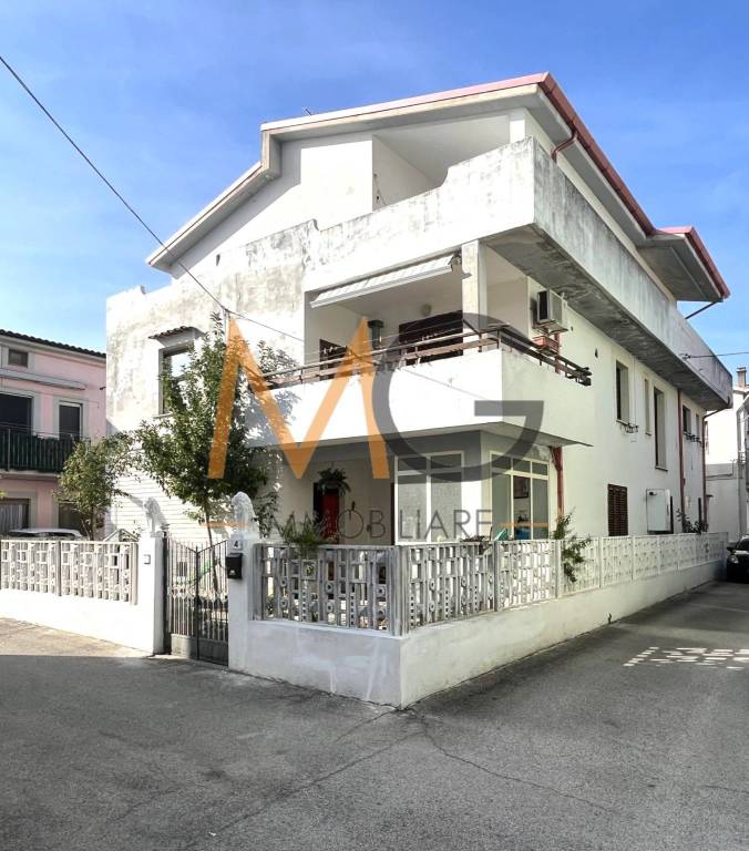 Appartamento in vendita a Petacciato via Milano, 6