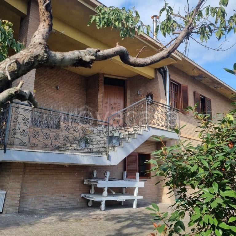 Villa Bifamiliare in vendita a Lodi Vecchio via Rodolfo Morandi, 1