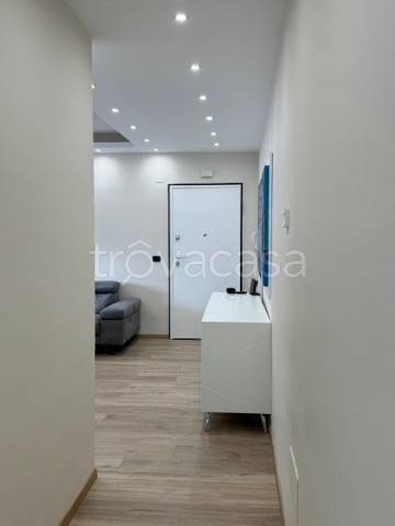 Appartamento in vendita a Cosenza viale Giacomo Mancini, 131