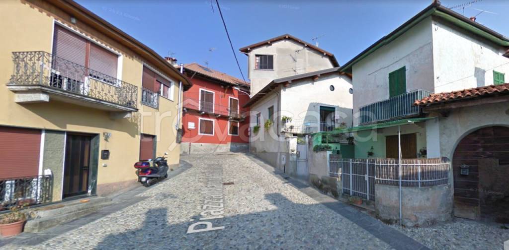 Appartamento all'asta ad Arona vicolo del portico