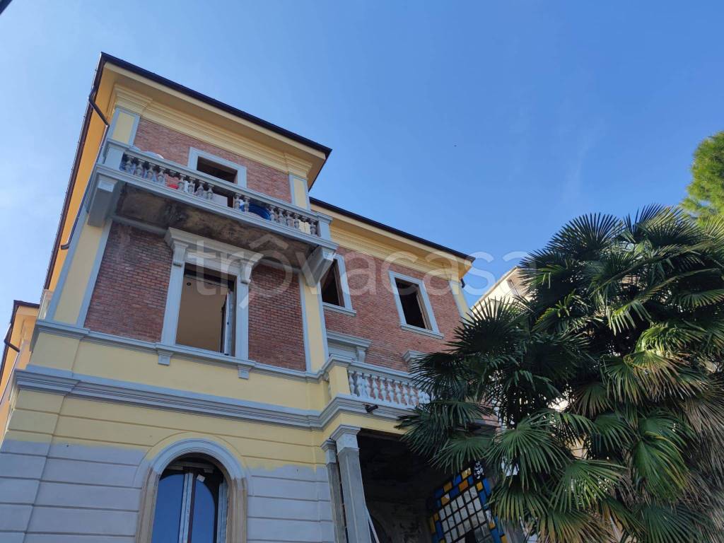 Appartamento in vendita a Bologna viale Antonio Aldini, 116