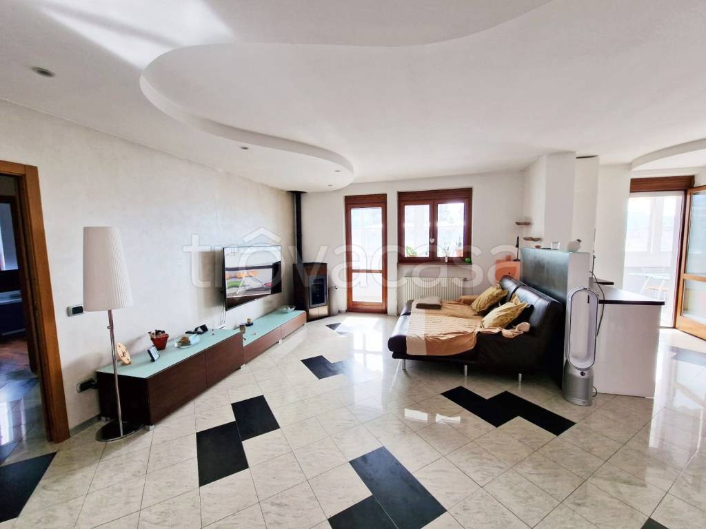 Appartamento in vendita a Bolzano viale Druso