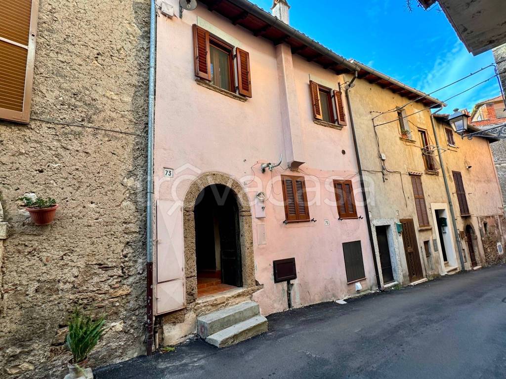 Appartamento in vendita a Ferentino via del Ierone