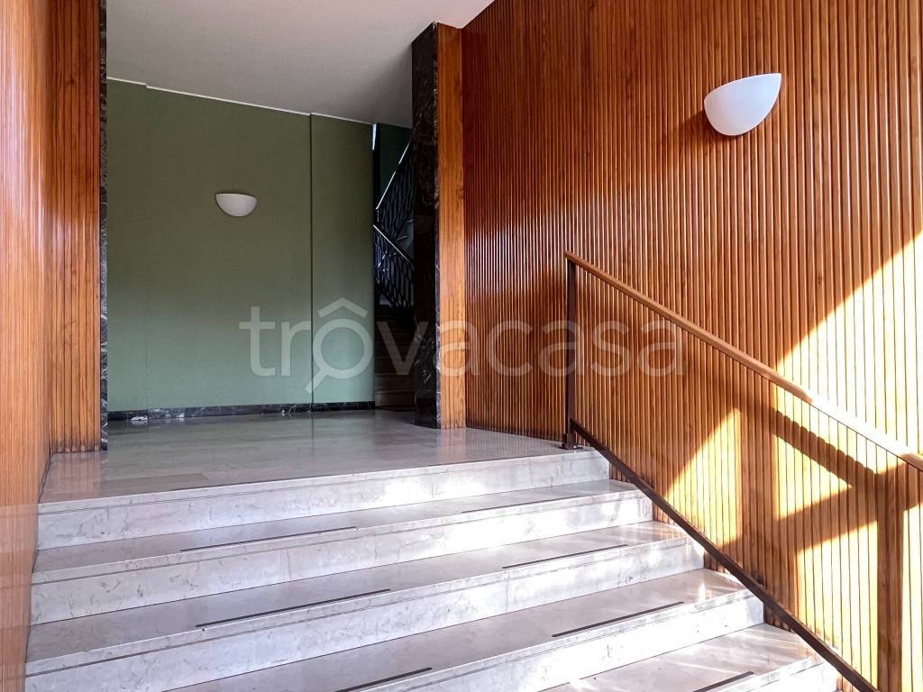 Appartamento in vendita a Cernusco Lombardone via Spluga, 46