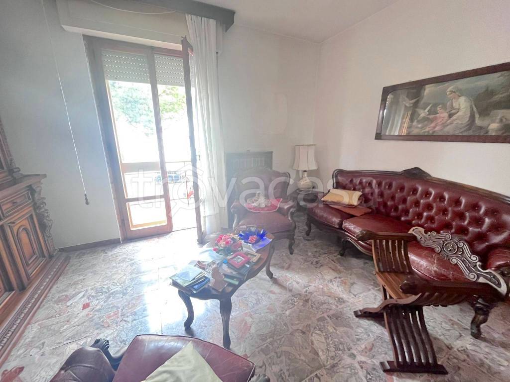 Appartamento in vendita a Prato via dell'Agio