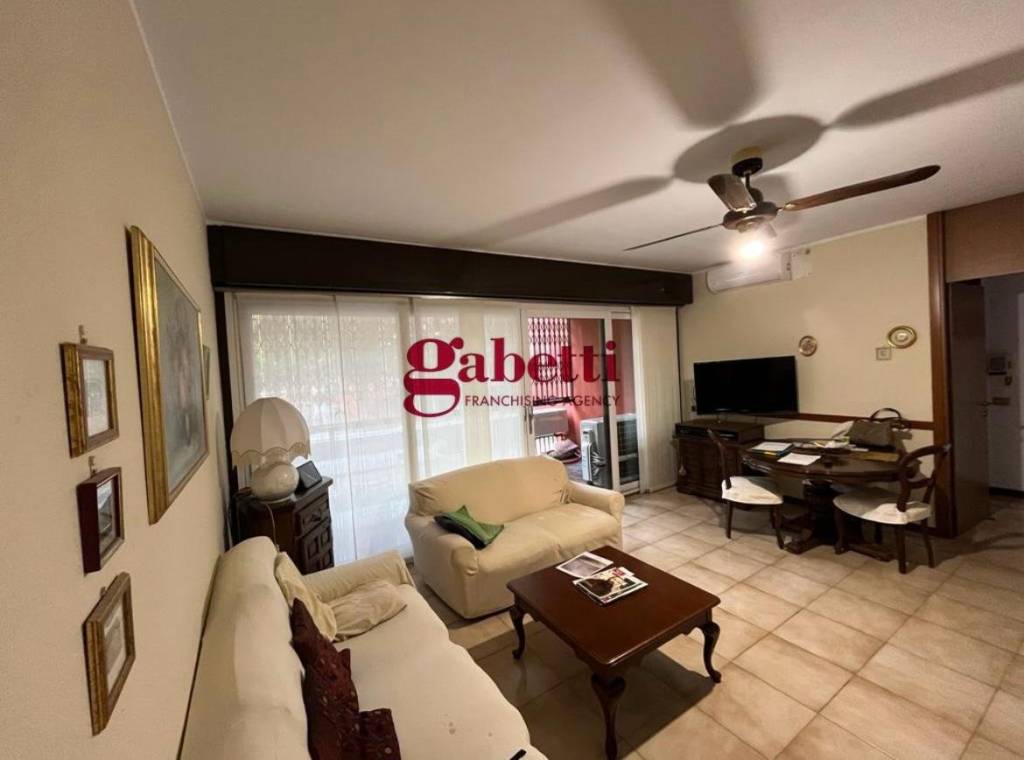 Appartamento in vendita a Basiglio via Cristoforo Colombo