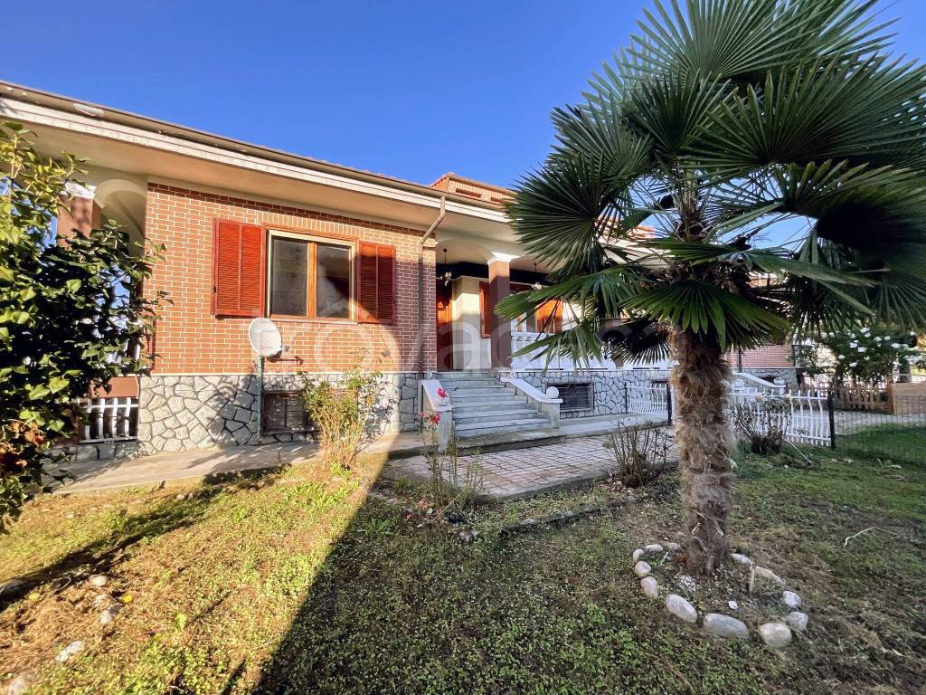 Villa Bifamiliare in vendita a Busca