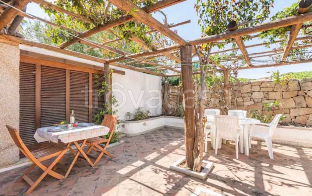 Villa in vendita ad Arzachena località Baja Sardinia