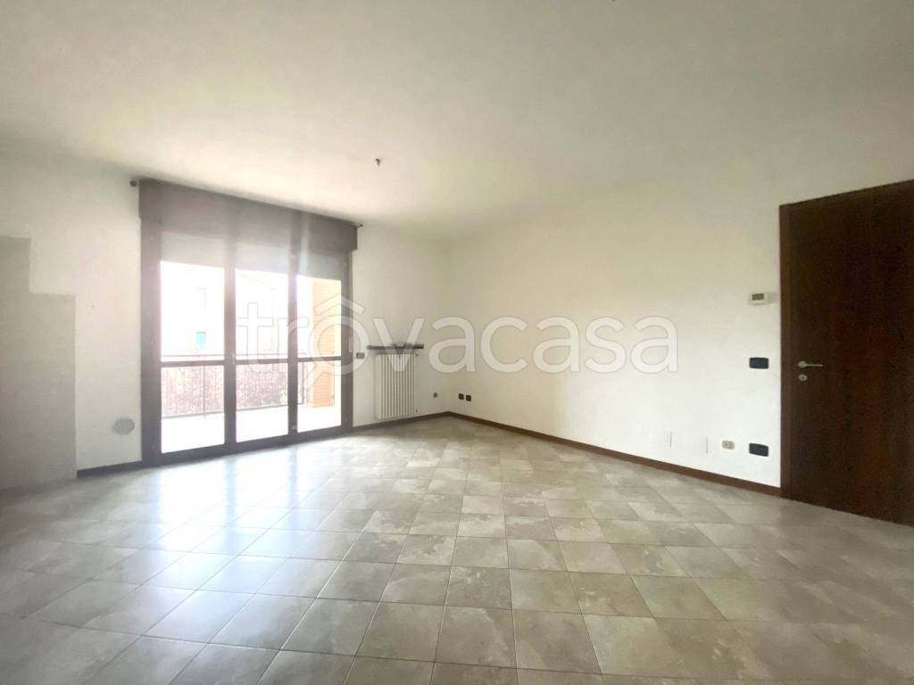 Appartamento in vendita a Casalgrande via Andrea Mantegna