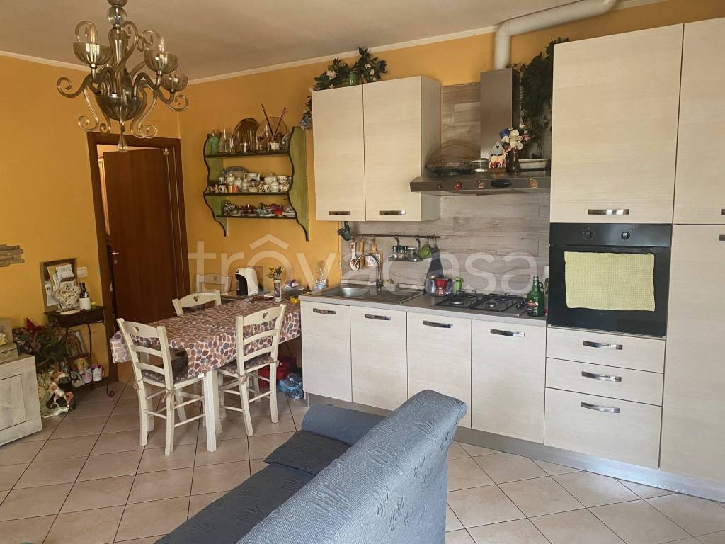 Appartamento in vendita a Pesaro via del Crinale