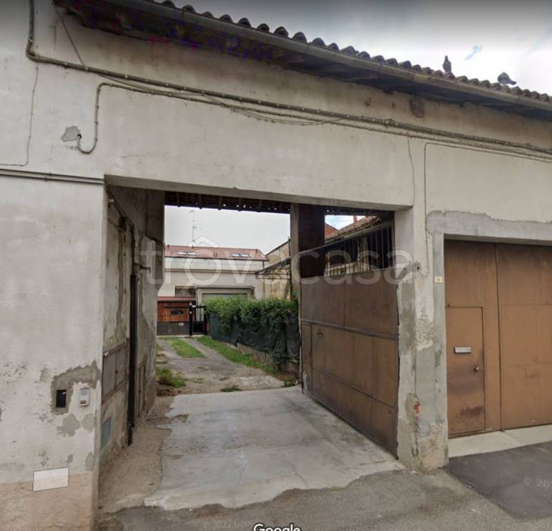 Appartamento all'asta a Borgolavezzaro via c. Parvopassù