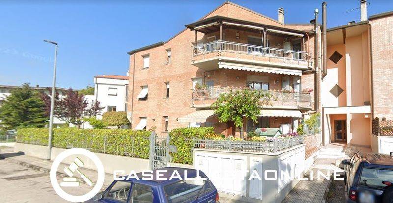 Appartamento all'asta a Falconara Marittima via Salvatore Quasimodo, 15
