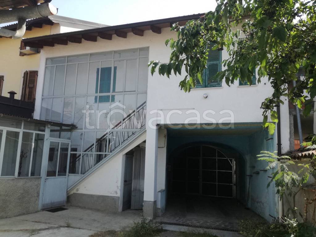 Casa Indipendente in vendita a Basaluzzo via Guglielmo Marconi