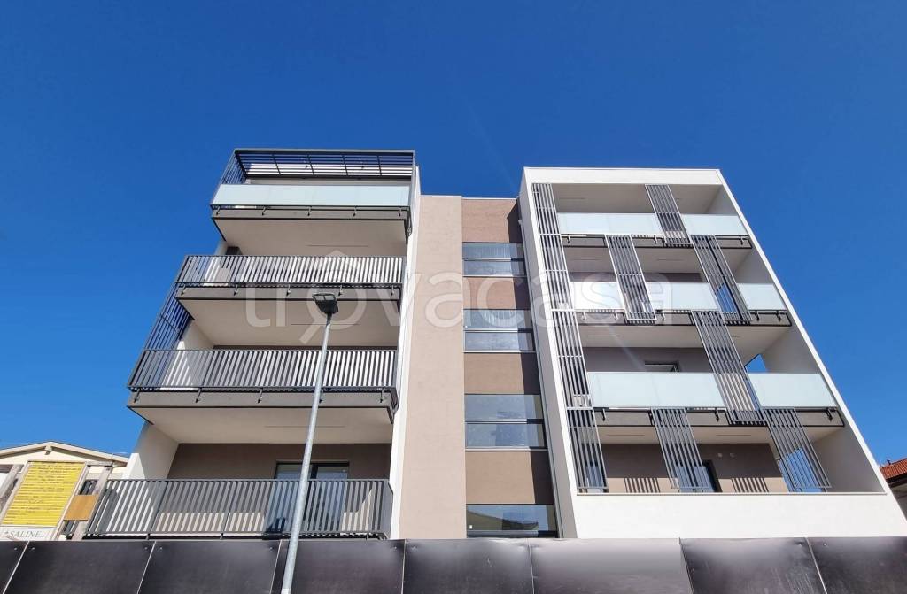 Appartamento in vendita a Montesilvano via Cerrano