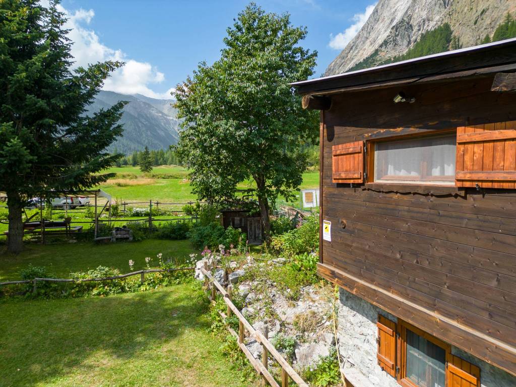 Baita in vendita a Courmayeur località Peuterey