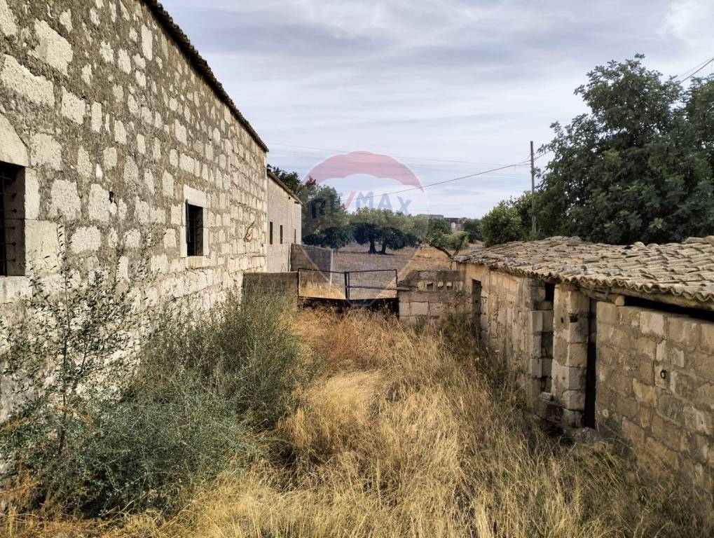 Rustico in vendita a Ragusa contrada Buttarella sp 25, snc