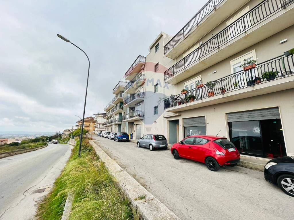 Appartamento in vendita a Melilli via Monsignor Giardina, 21