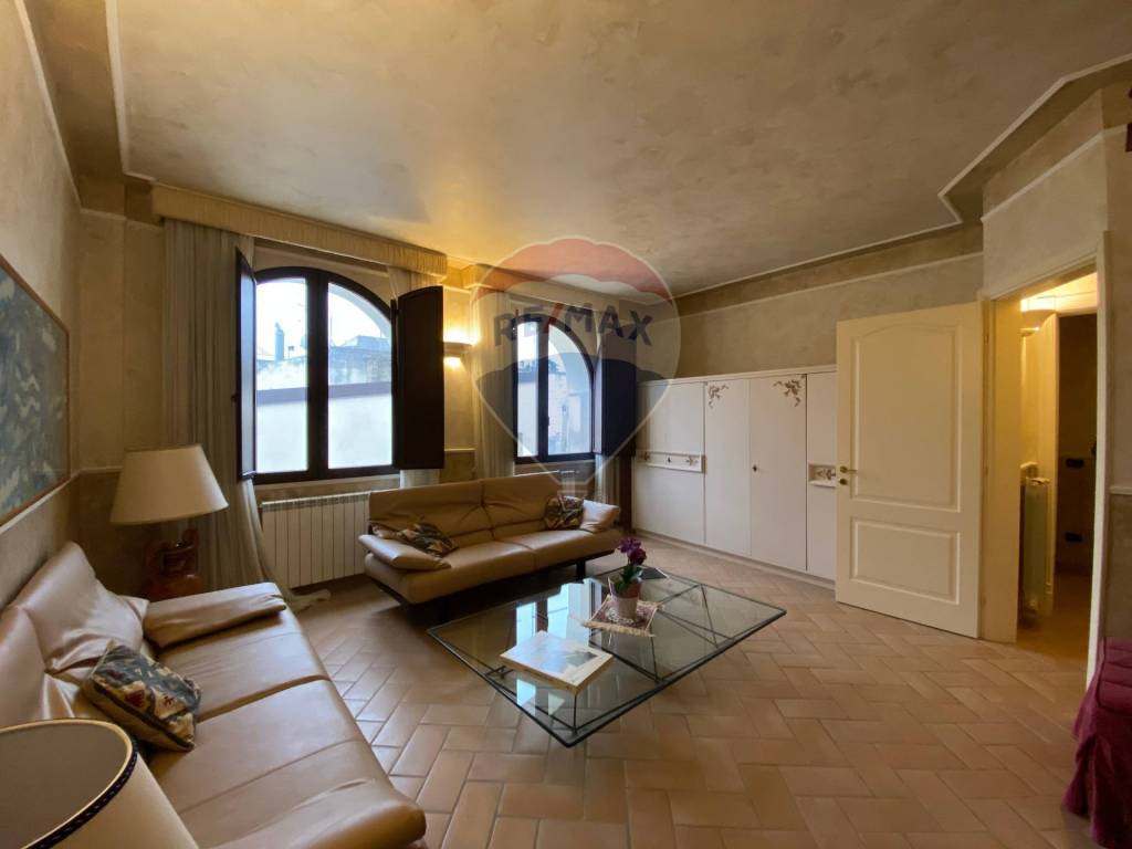 Appartamento in vendita ad Acquaviva delle Fonti via Abrusci, 66