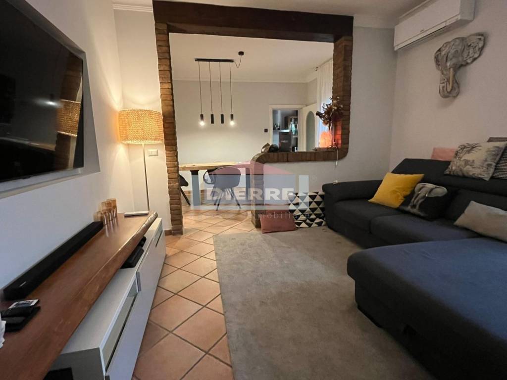 Casa Indipendente in vendita a Carpi strada Statale Romana Nord,, 40