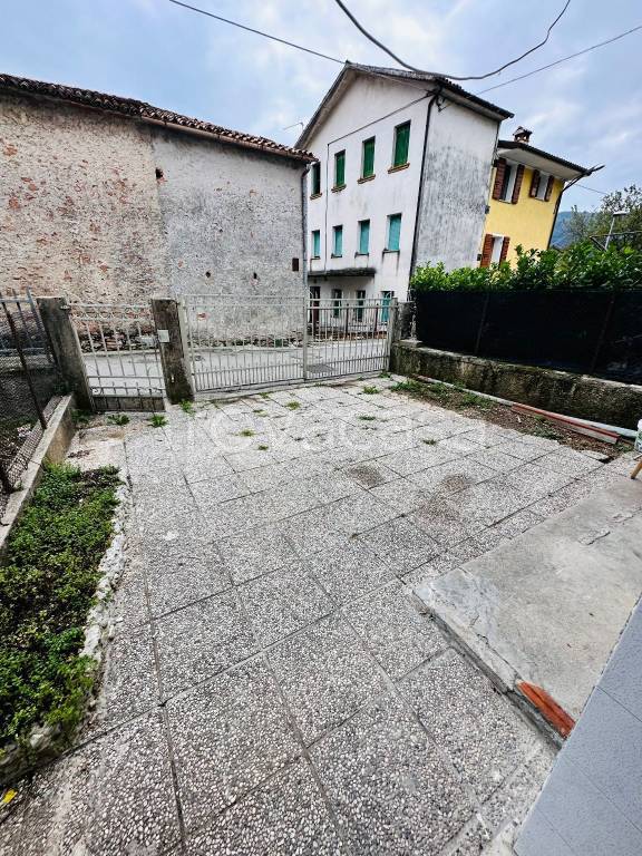 Casa Indipendente in in vendita da privato a Quero Vas via per Campo, 2A
