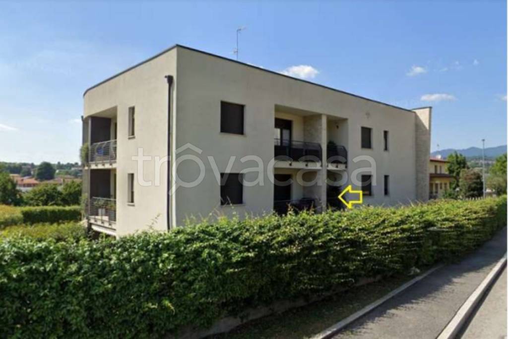 Appartamento all'asta a Cantù via Saffi