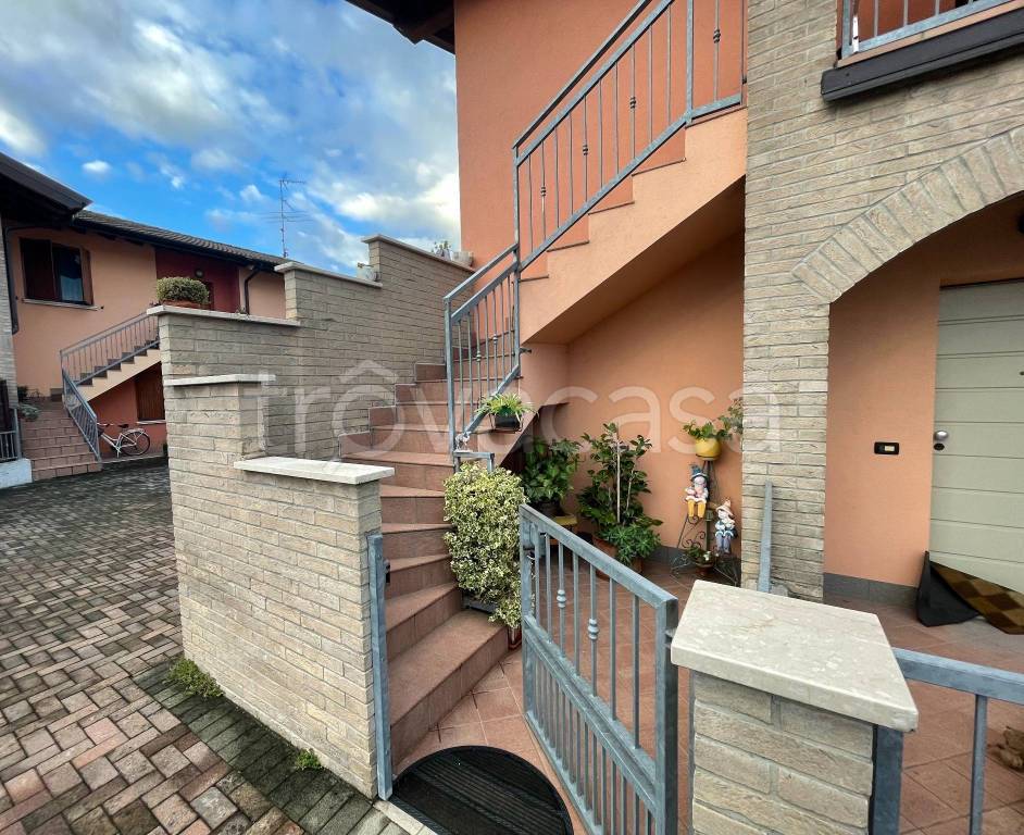 Appartamento in vendita a Casalmoro via Marie Curie 48