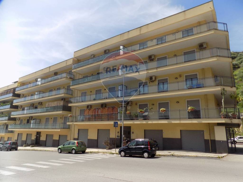 Appartamento in vendita a Messina via padre ruggeri, 41