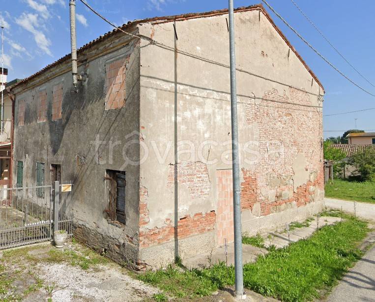 Rustico in vendita a Rovigo boara polesine via Palestro , 0