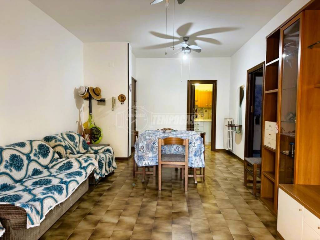 Appartamento in vendita ad Alba Adriatica via Sicilia 21