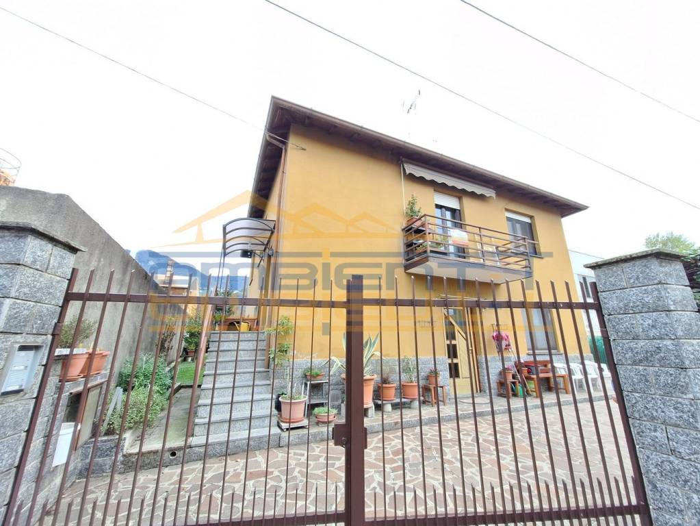 Appartamento in vendita a Calolziocorte via Morti del Pascolo, 1