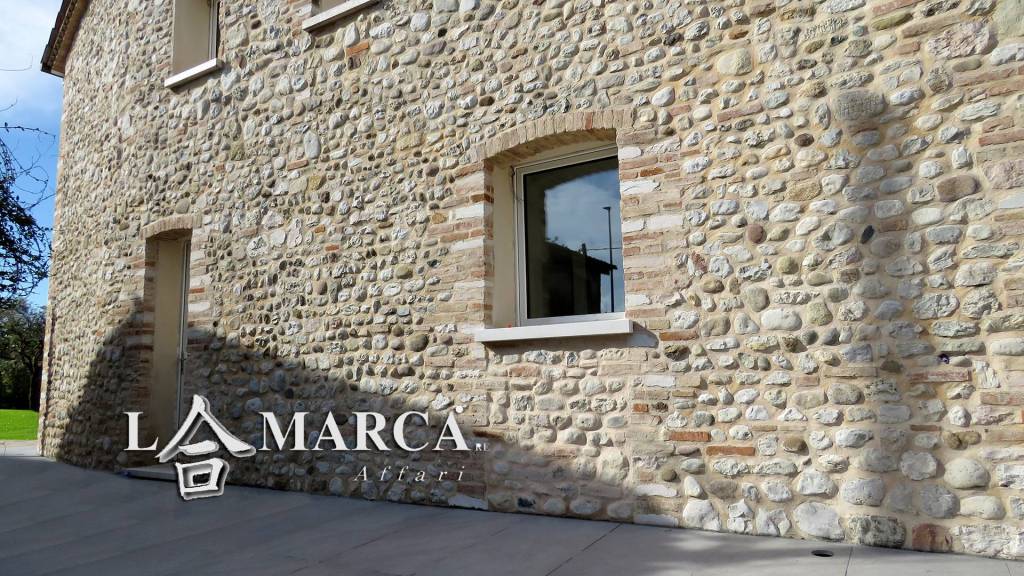 Villa Bifamiliare in vendita ad Asolo