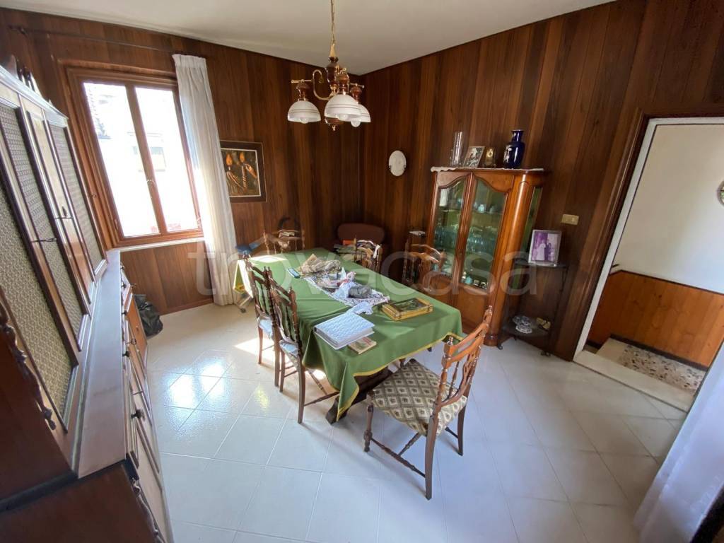 Casa Indipendente in vendita a Costanzana via Trento, 11