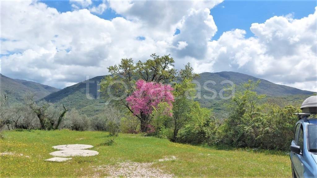 Casale in vendita a Poggio Moiano via delle Cave, 23