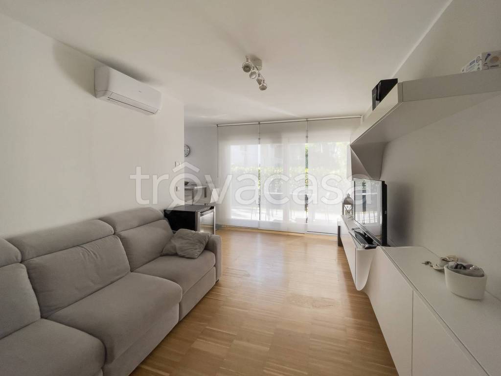 Appartamento in vendita a Lignano Sabbiadoro via Tarvisio, 15a