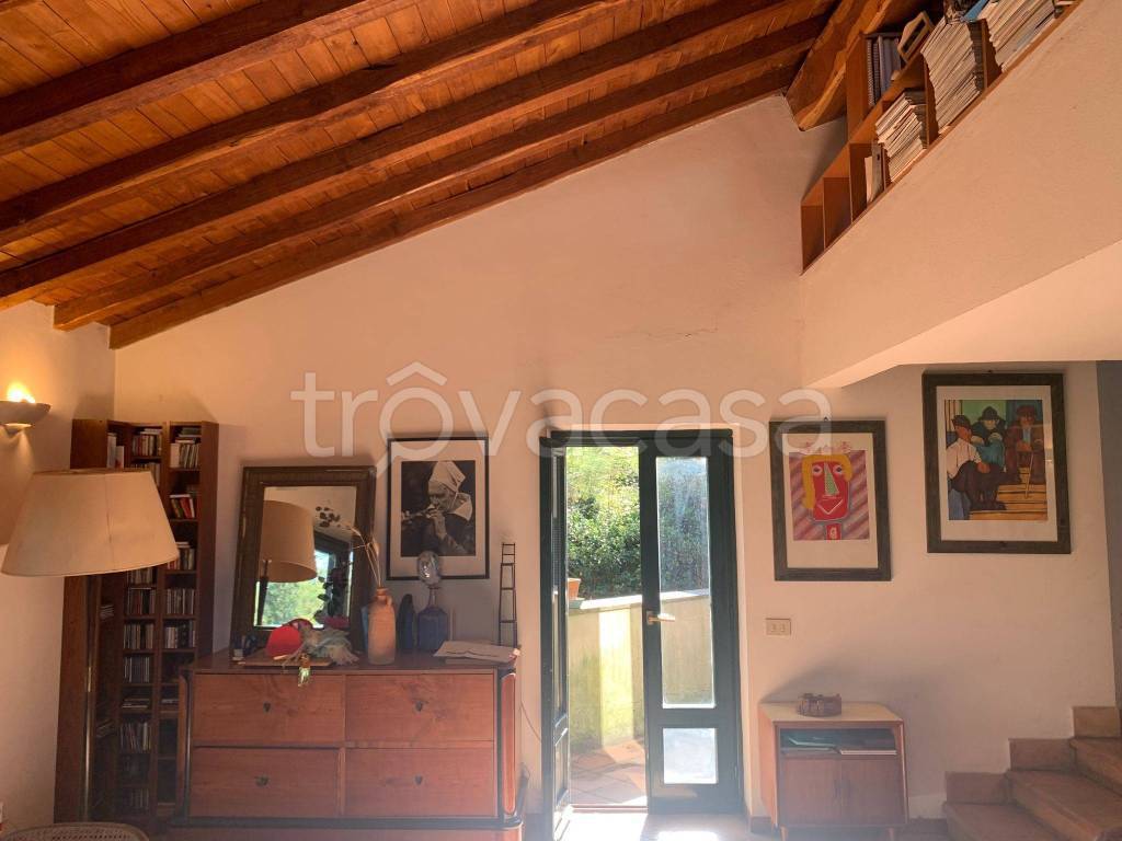 Villa in in vendita da privato a Manziana via Manziana