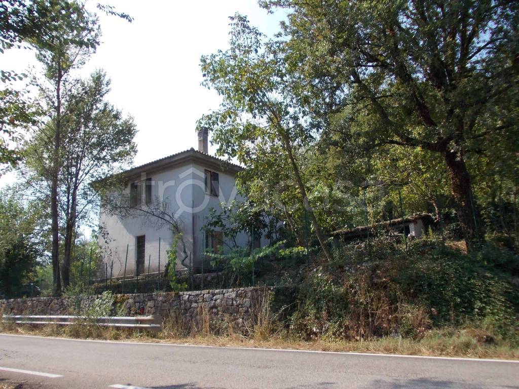 Villa in vendita a Pastena strada provinciale 151