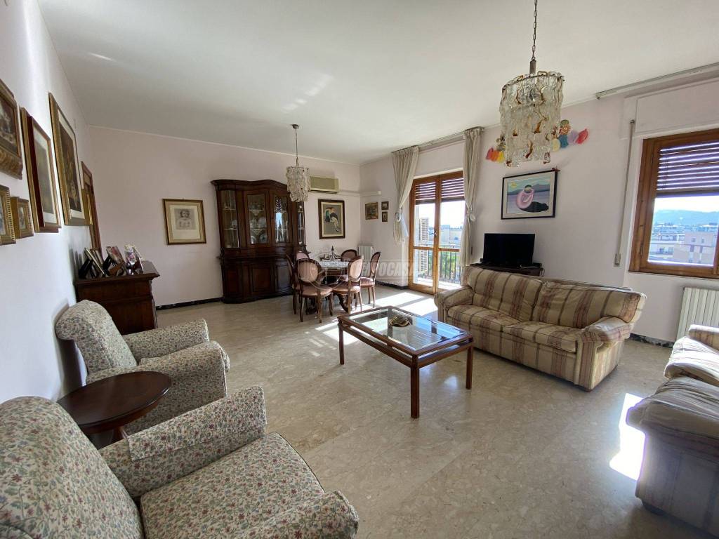 Appartamento in vendita a Cagliari via Luigi Pasteur 14