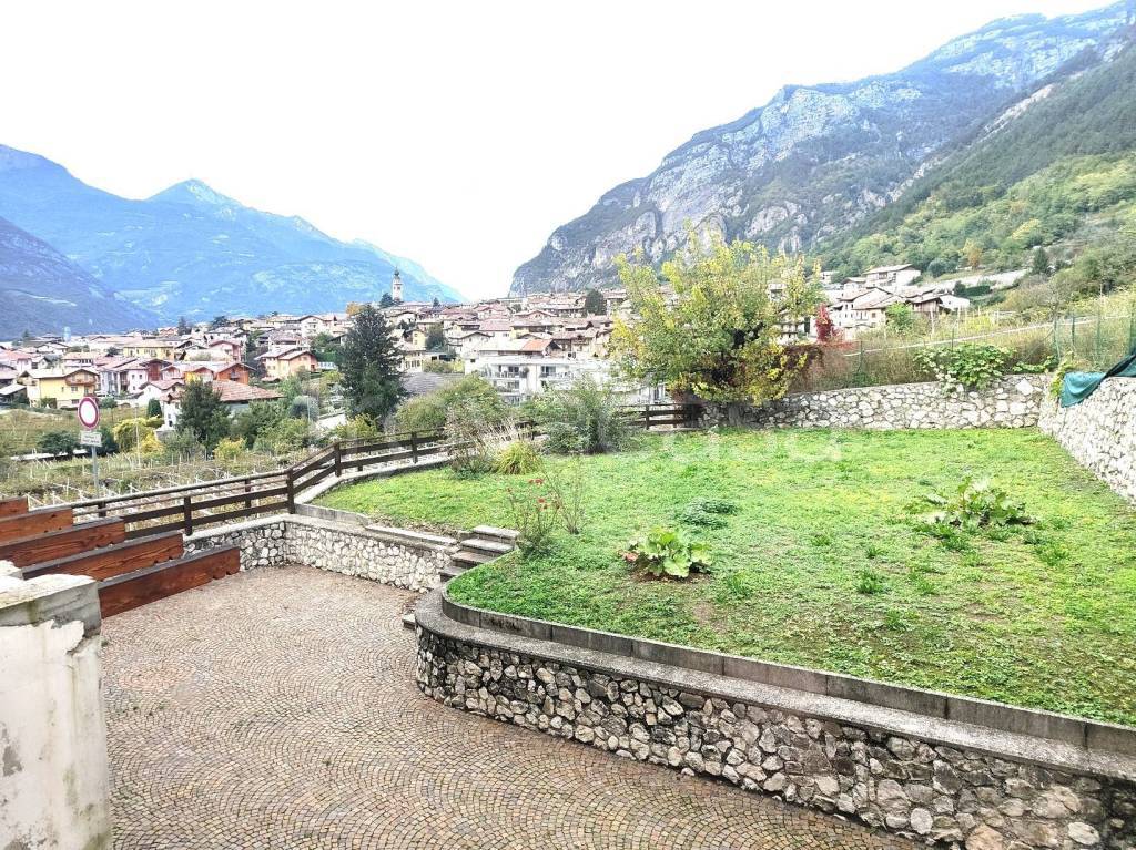 Appartamento in vendita a Besenello