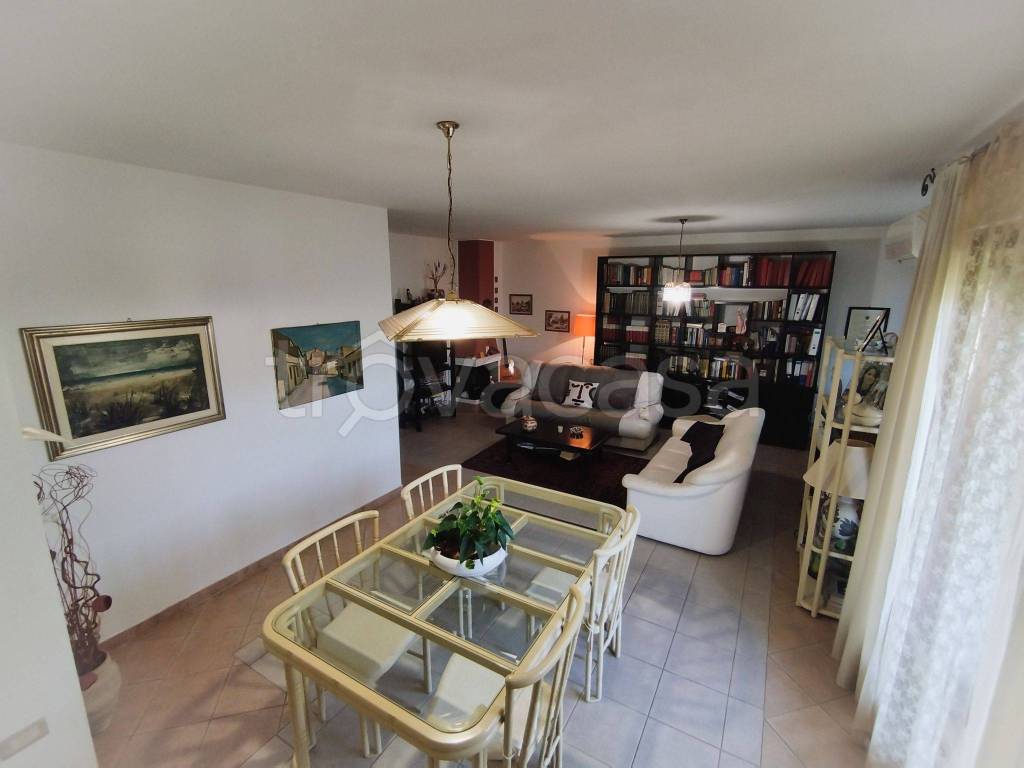 Villa Bifamiliare in in vendita da privato a Sassari