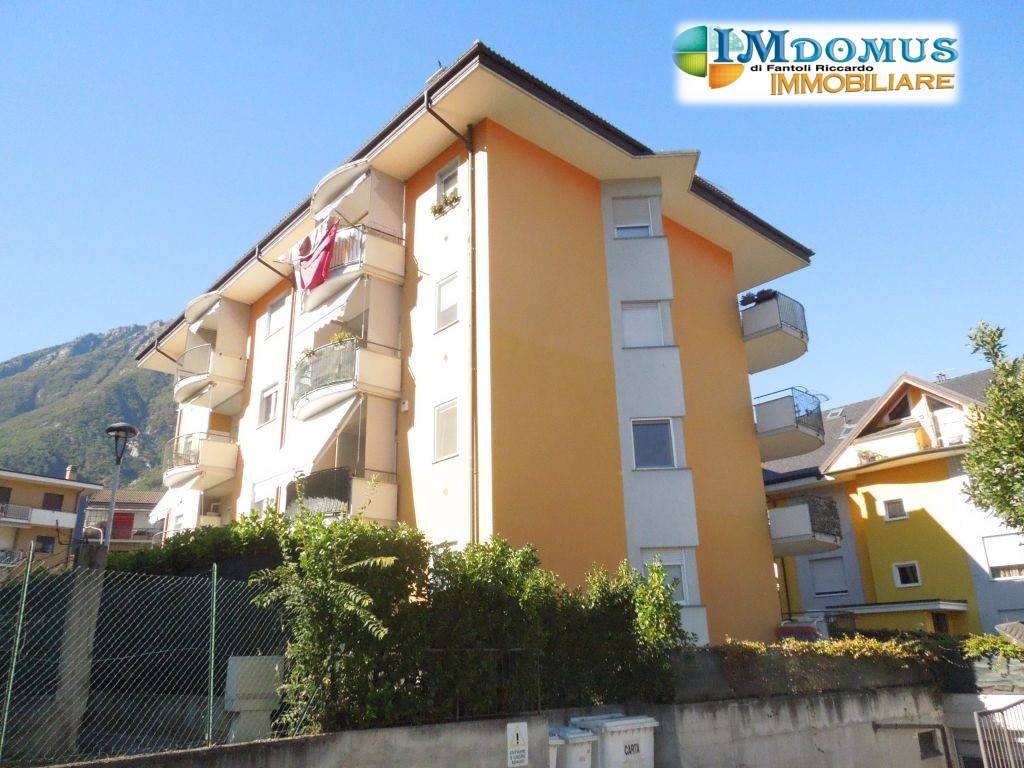 Appartamento in vendita a Domodossola via Enrico De Nicola