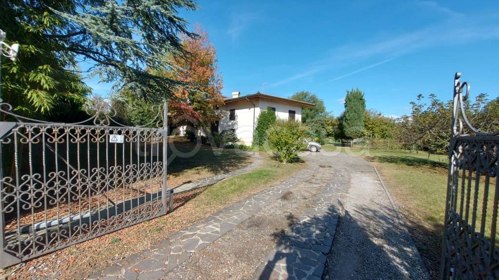 Villa in vendita a San Giorgio della Richinvelda via San Giovanni, 21