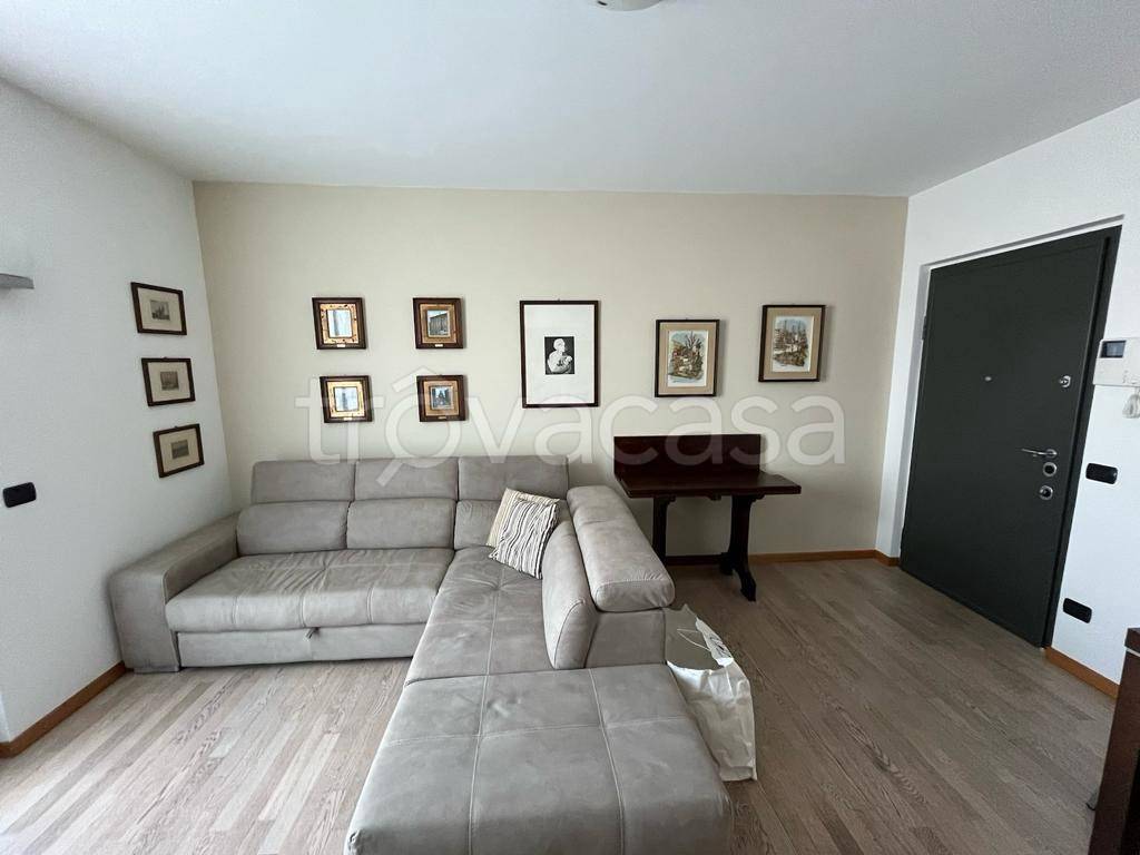 Appartamento in vendita a Bagnolo Cremasco via Crema