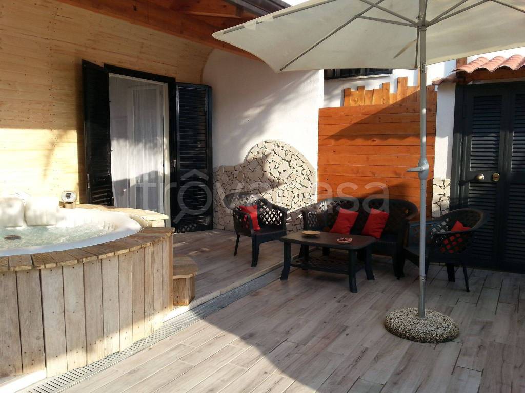 Villa in in vendita da privato a Castel Volturno via Lazio, 17