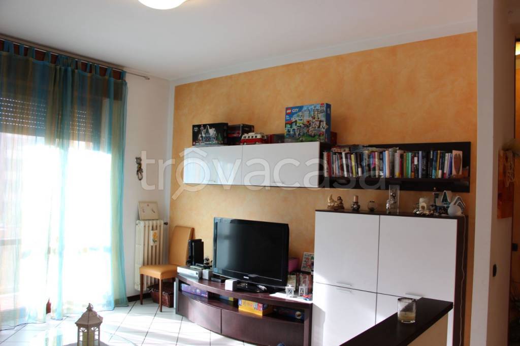 Appartamento in vendita a Sant'Angelo Lodigiano via Cogozzo, 24