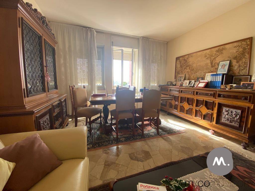 Appartamento in vendita a Pordenone piazzale Duca d'Aosta, 5