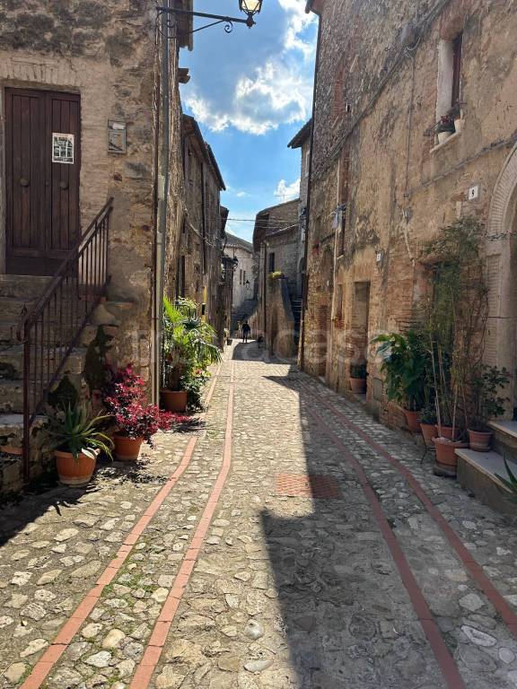 Appartamento in in vendita da privato a Penna in Teverina via Castellana, 93
