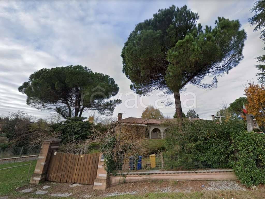 Villa all'asta ad Asolo frazione Pagnano, Via Vallorgrana, 9